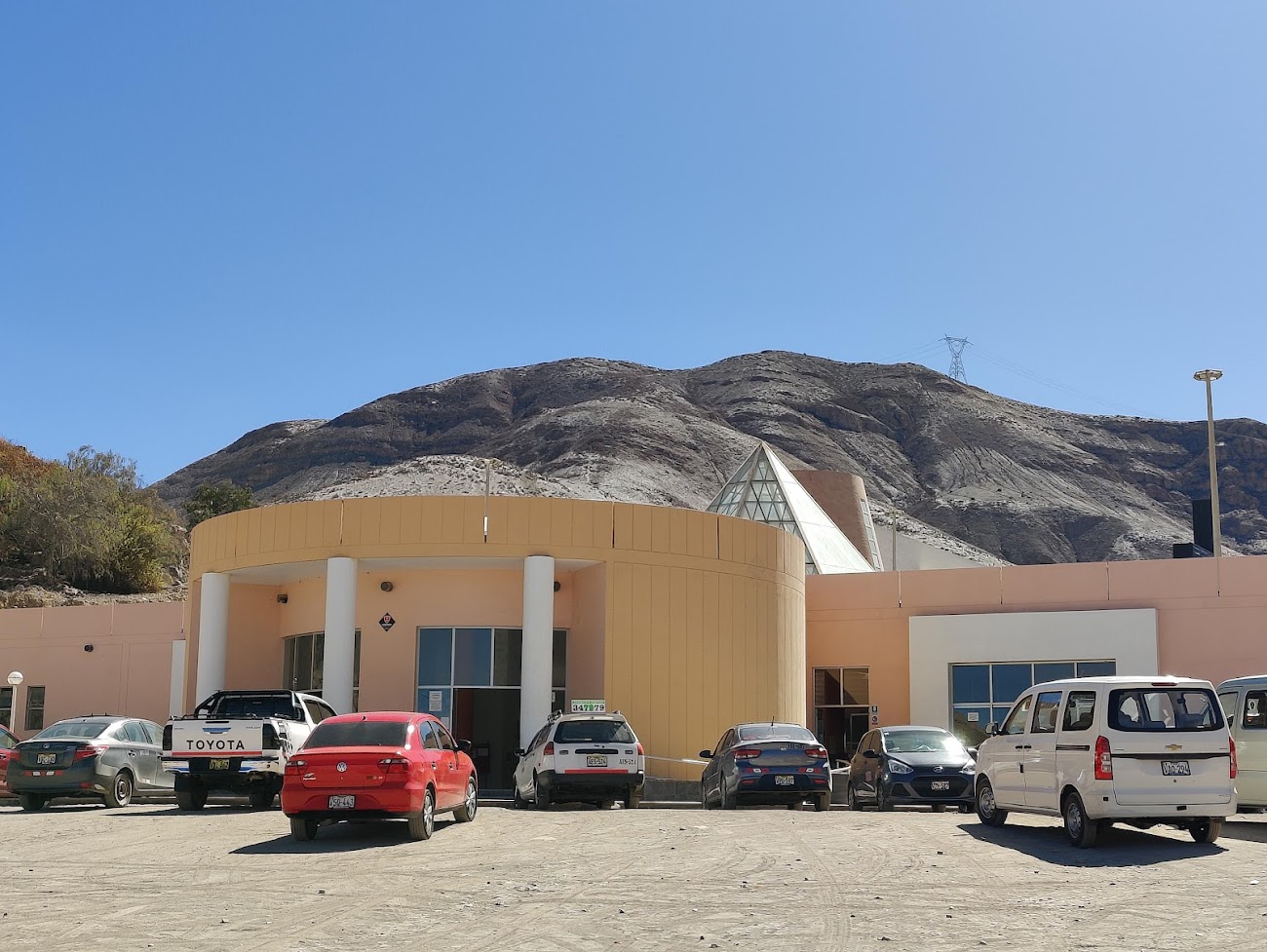 🌄 Santuario de la Virgen de Chapi: Un Destino de Fe y Tradición en el ...
