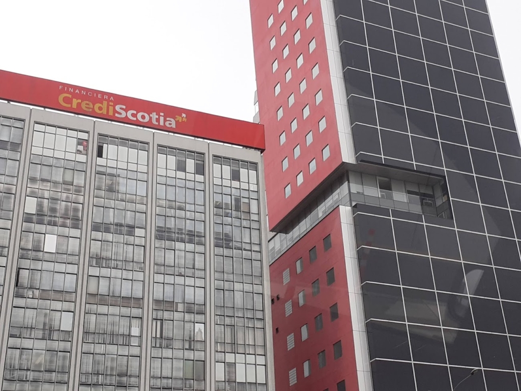 Banco Scotiabank - Torre Scotiabank - Viajar a Perú