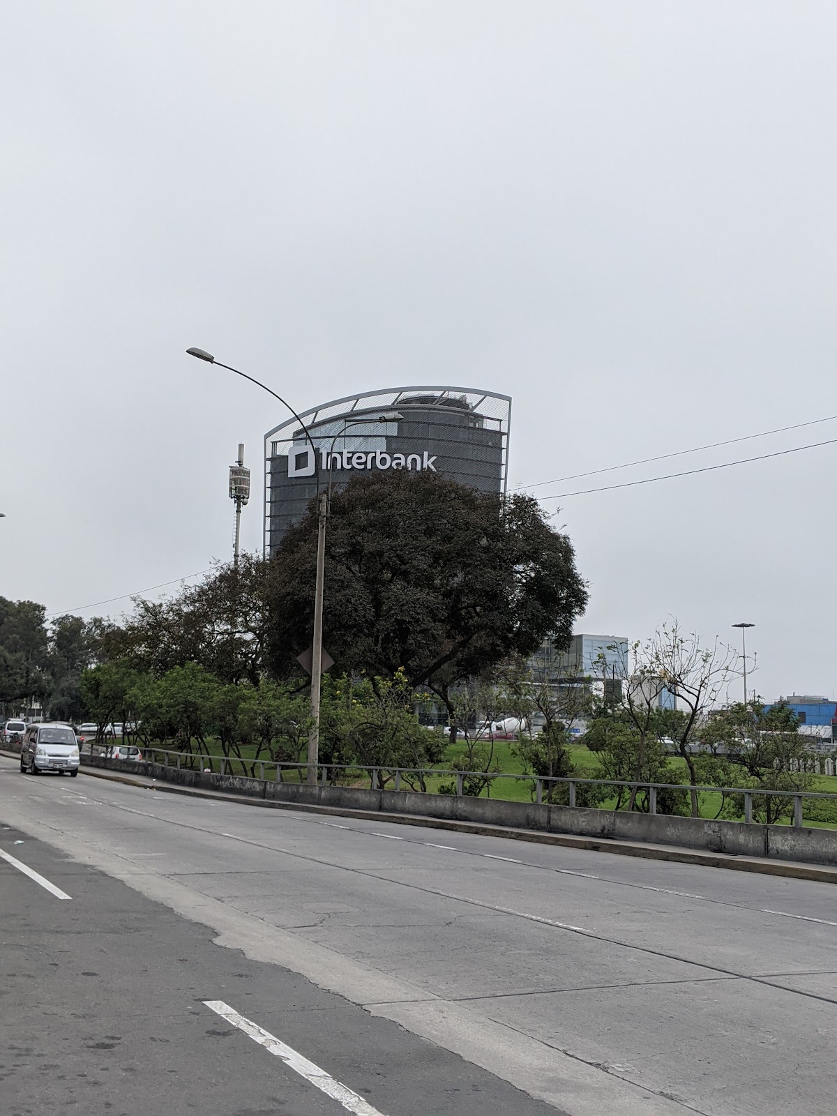 Cajero automático Interbank - Av Paseo de la República 683 - Viajar a Perú