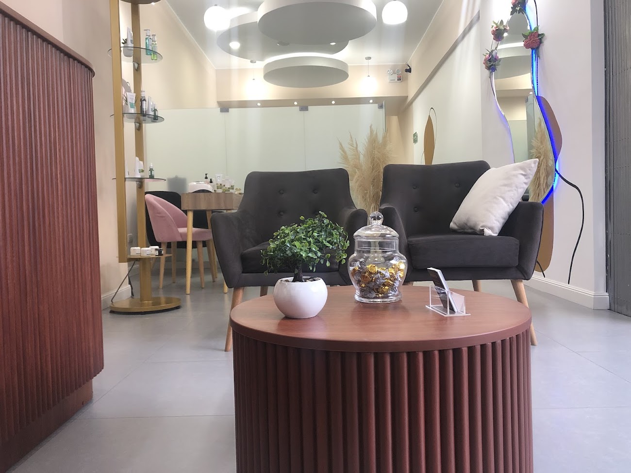 Morgana Lash Studio - Av. José Pardo 620 - Viajar a Perú