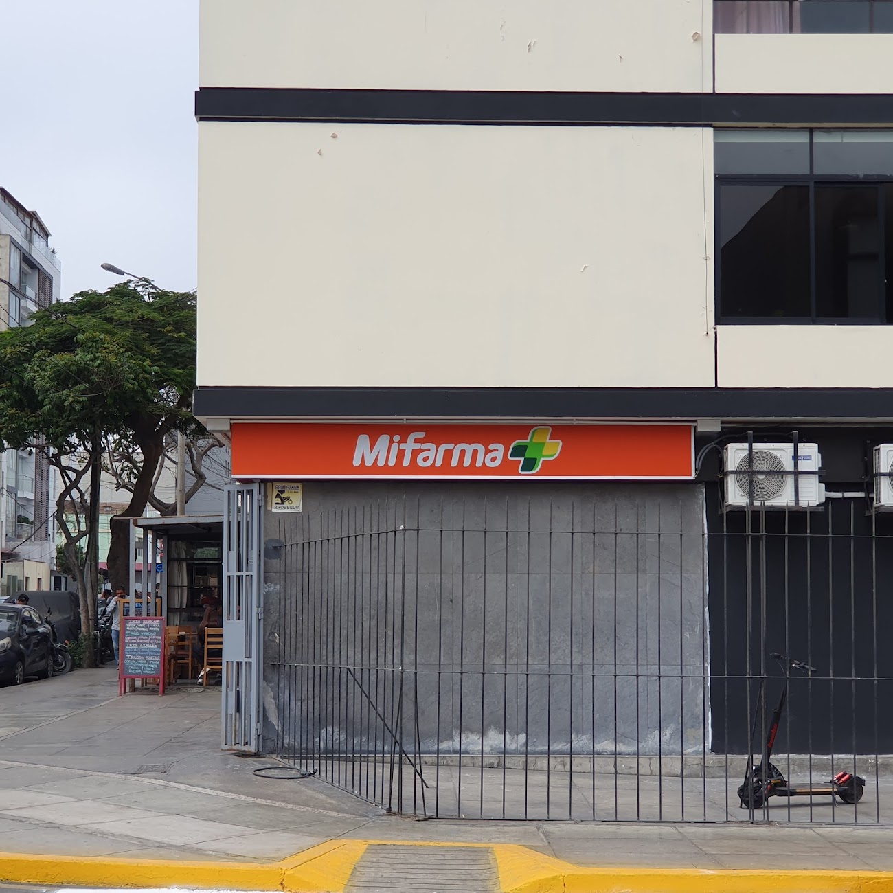 Mifarma Enrique Palacios 2 - Jirón Arica 286 - Viajar a Perú